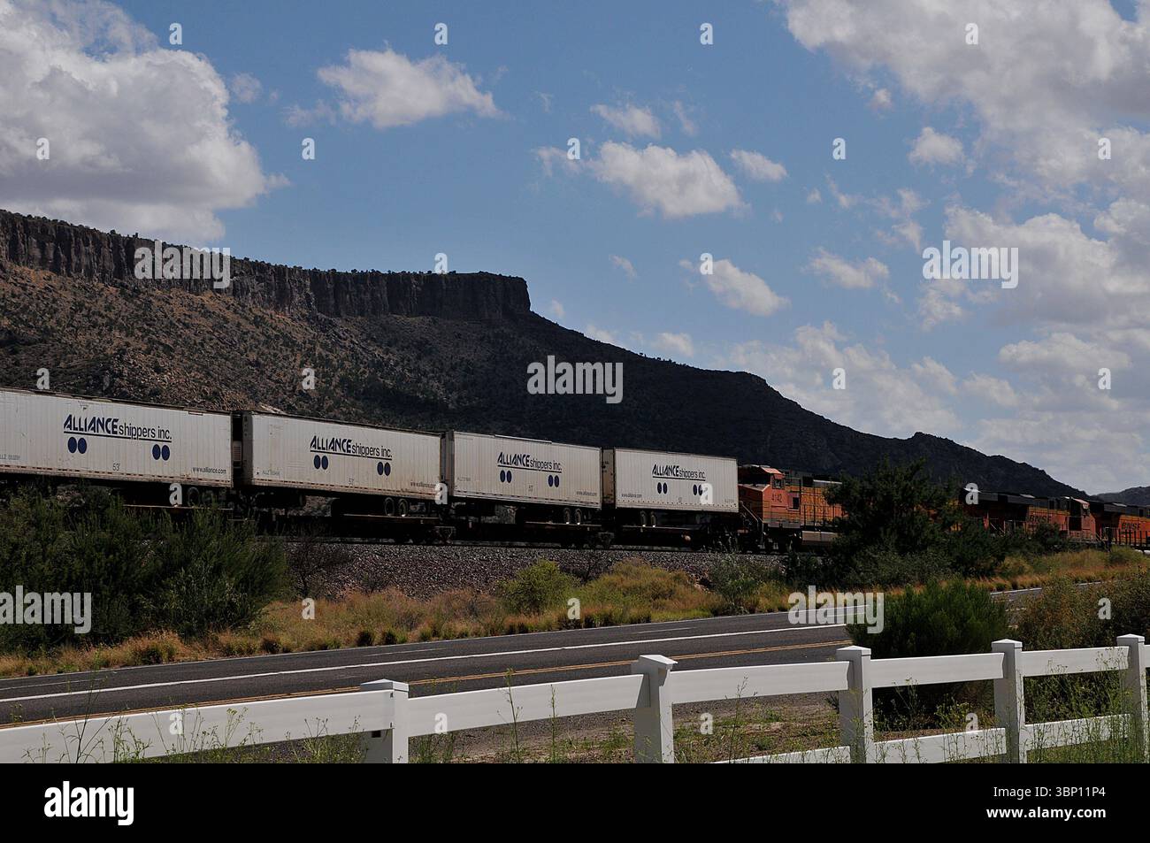American train track/Historic US route 66 /Arizona/USA / 10.September ...