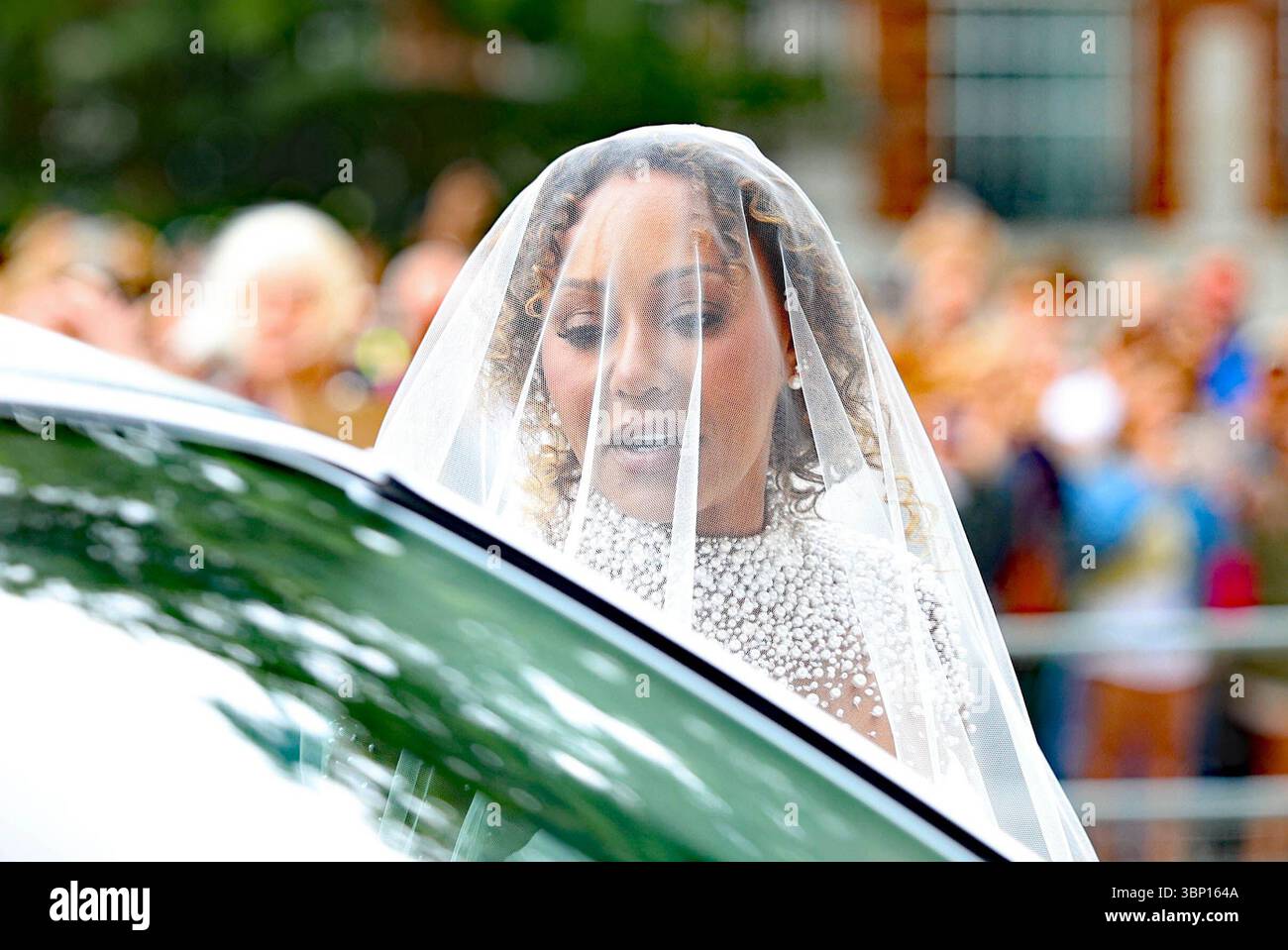 Spice Girl Melanie Brown, Mel B, arrives for her wedding to hairdresser ...