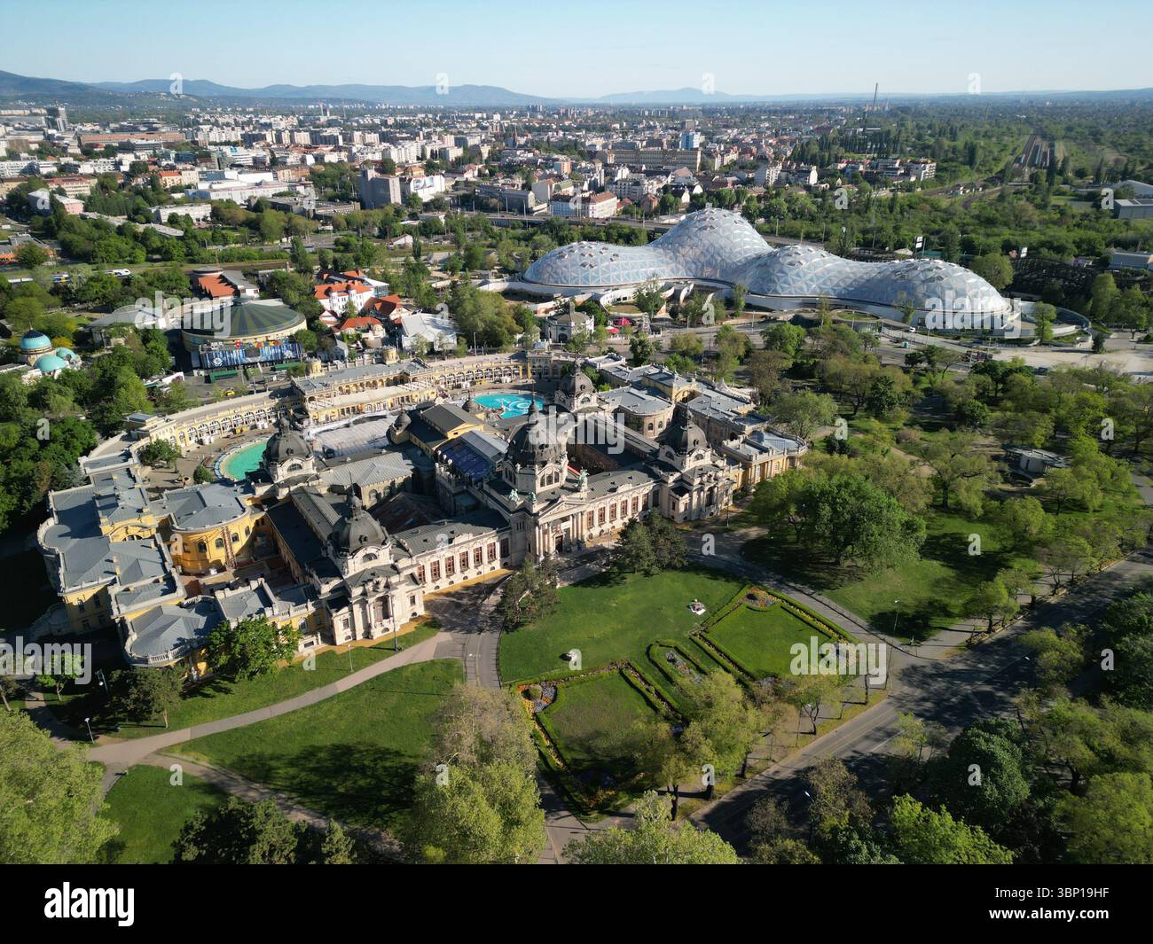 Wide-angle aerial photo showing full Széchenyi Thermal Bath, Capital ...