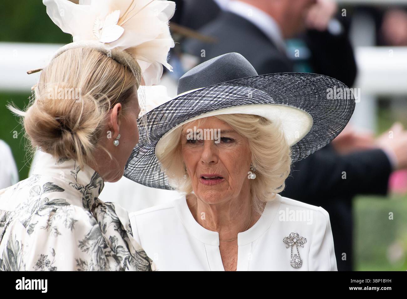 Ascot, UK. 21st June, 2025. Fiona Howden, wife of David Howden, chats ...