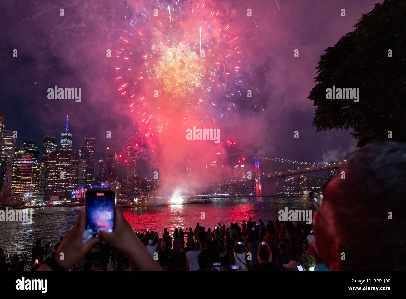 New York, USA. 4th July 2025. Fireworks explode over the Big Apple sky ...