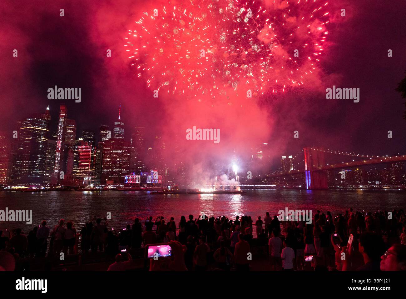New York, USA. 4th July 2025. Fireworks explode over the Big Apple sky ...
