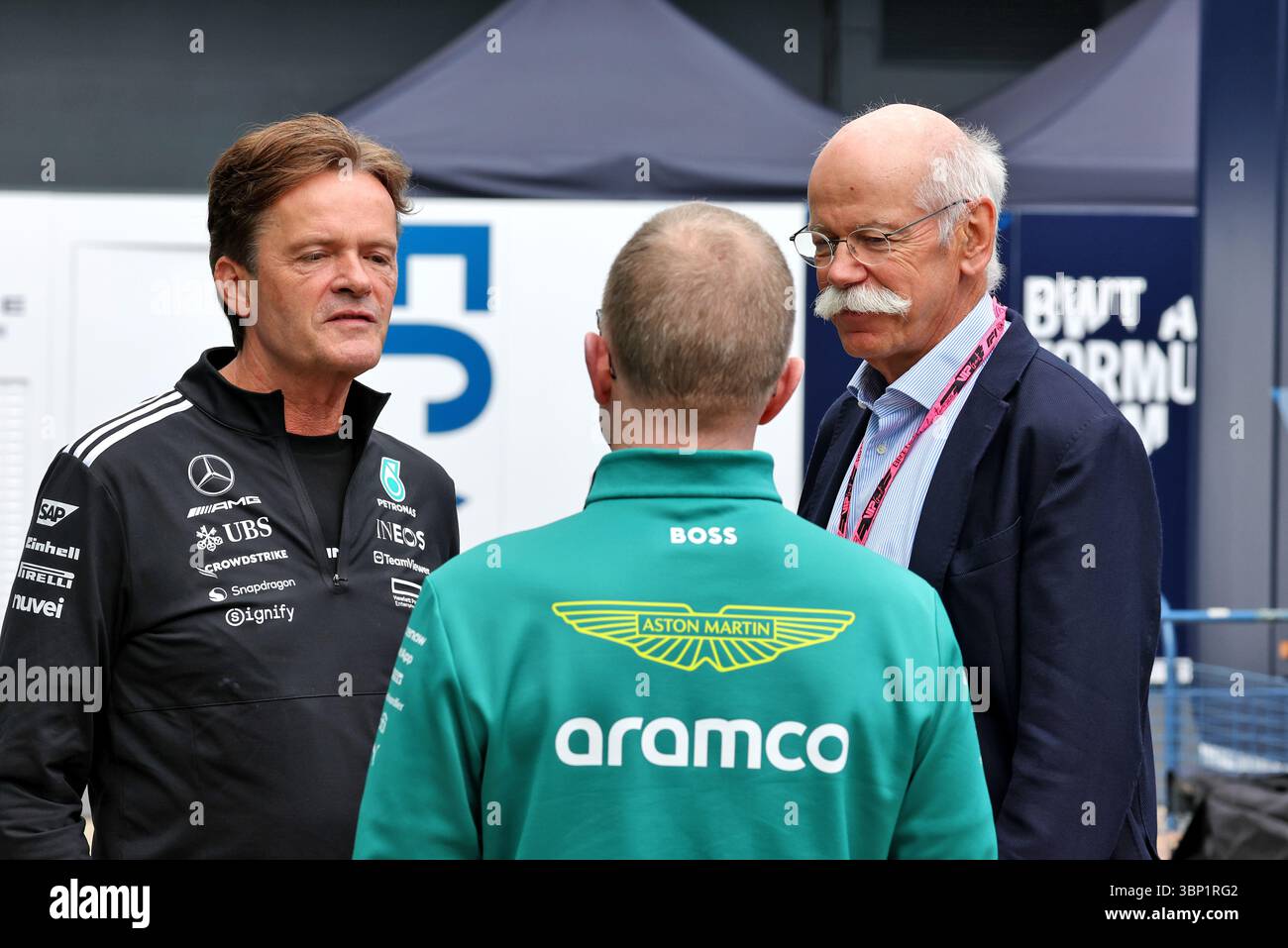 Markus Schafer (GER) Mercedes-Benz AG Board of Management Member (Left ...