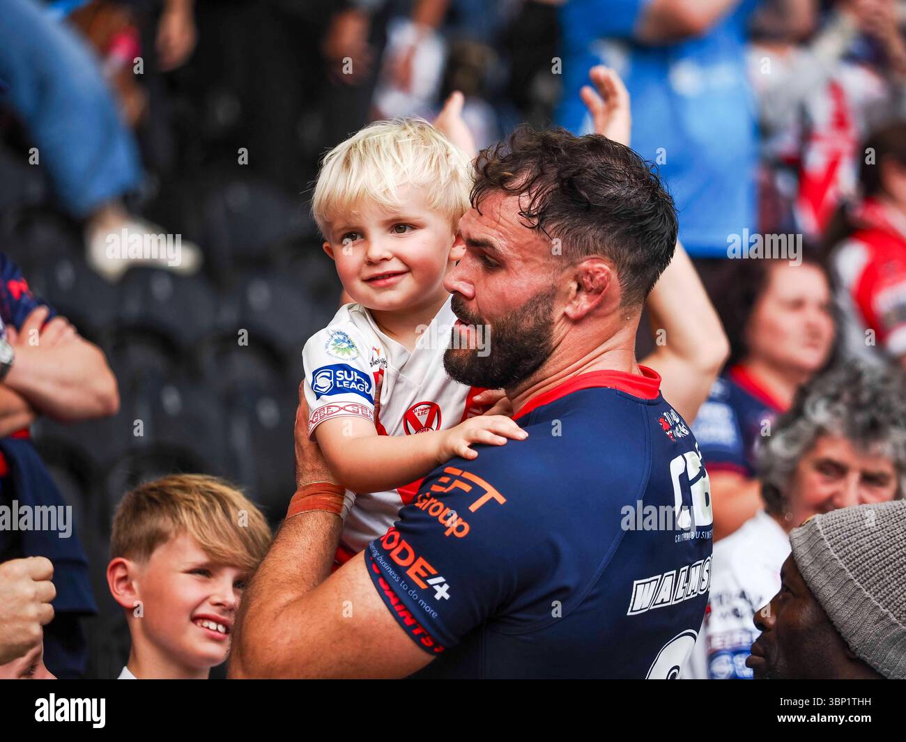 Hull, United Kingdom . 5 July, 2025. Pictured left to right, Alex ...