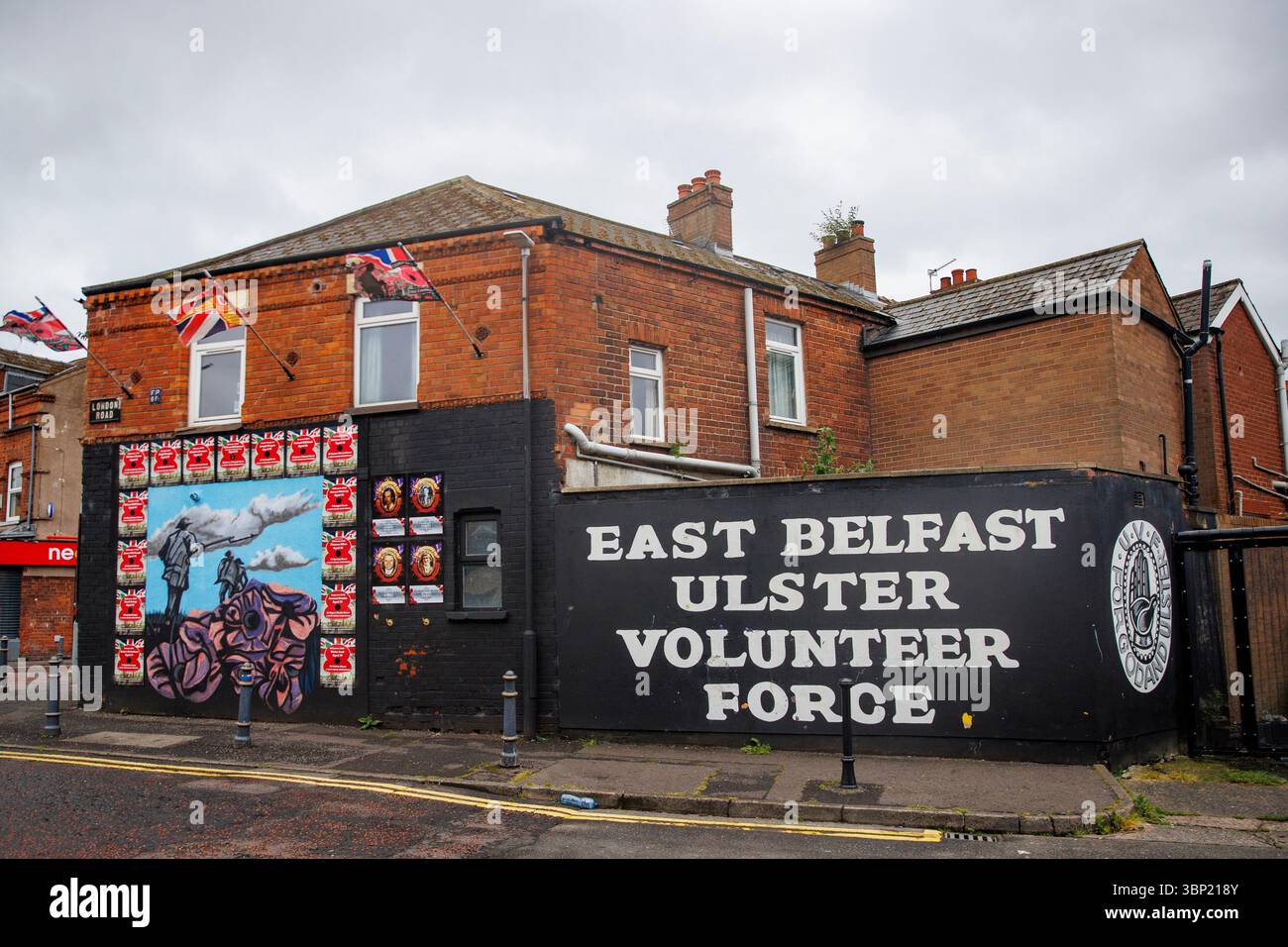 A mural to the Ulster loyalist paramilitary group the Ulster Volunteer ...