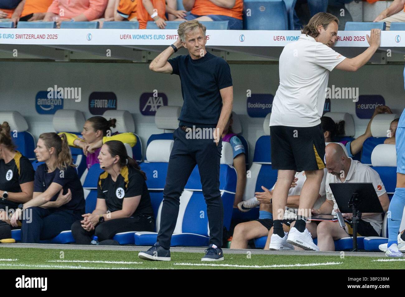 LUZERN- Holland coach Andries Jonker during the European Championship ...