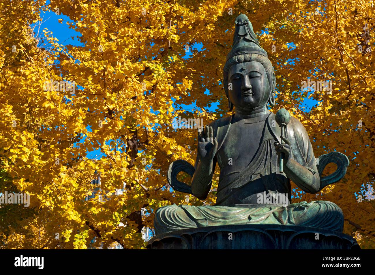 One of a pair of bronze Buddha statues (二尊仏) on the grounds of Sensoji ...