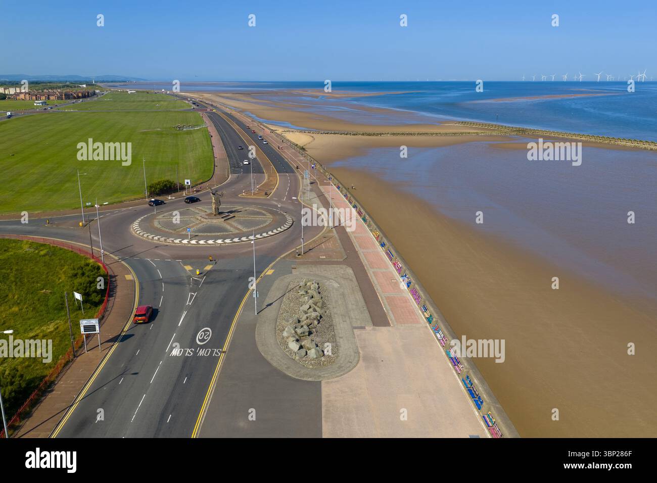 New brighton wirral promenade summer hi-res stock photography and ...