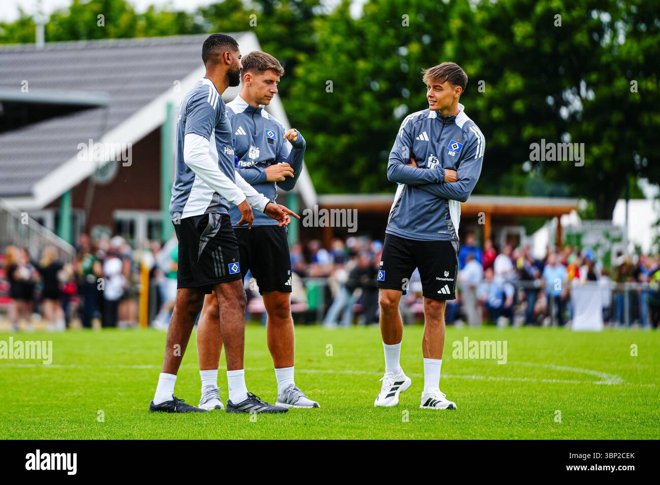 Richard Koehn (Hamburger SV, Co-Trainer), Loic Fave (Hamburger SV, Co-Trainer), Max Bergmann ...