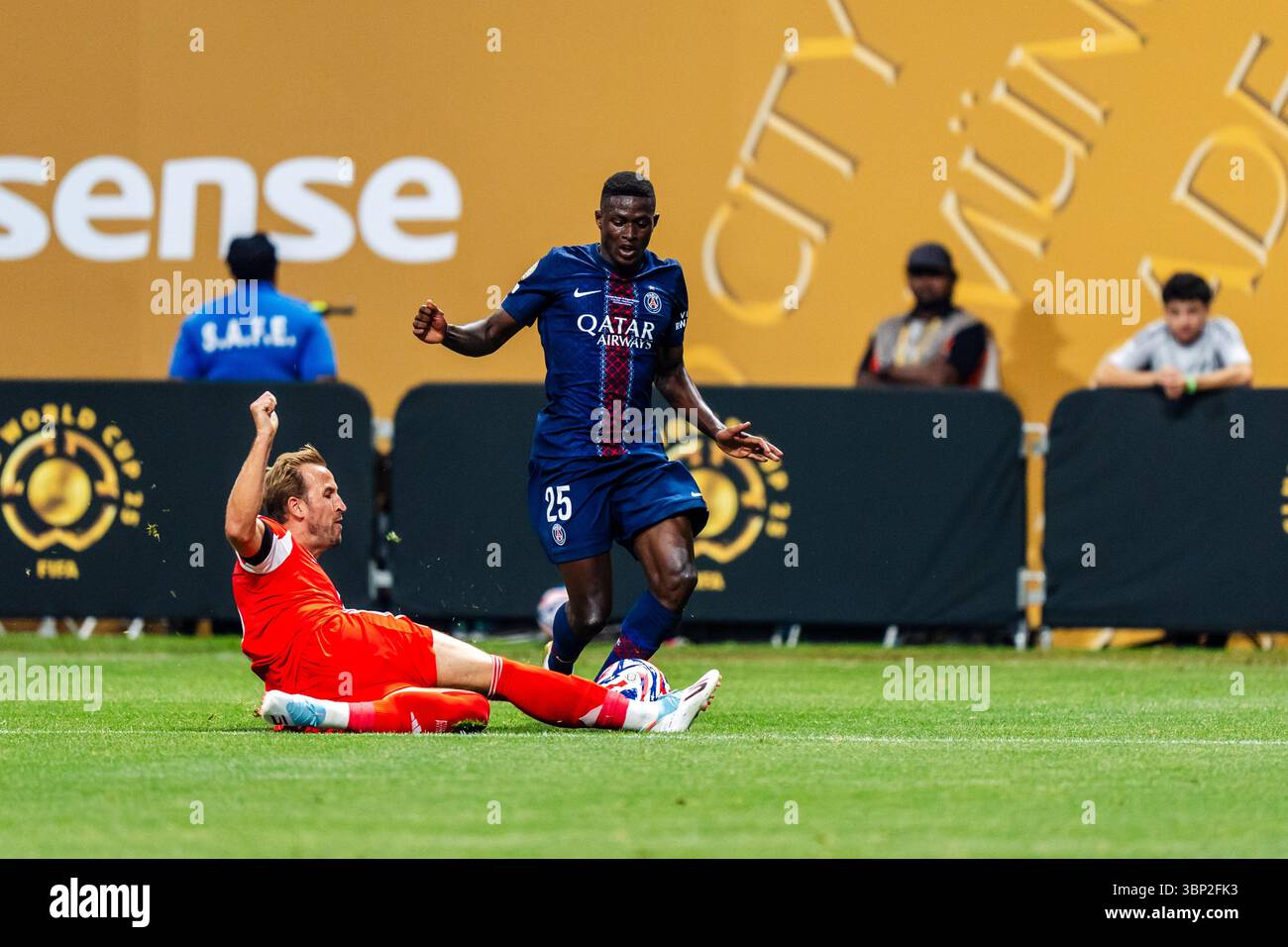 Leon goretzka fc bayern munich plays a ball hi-res stock photography ...