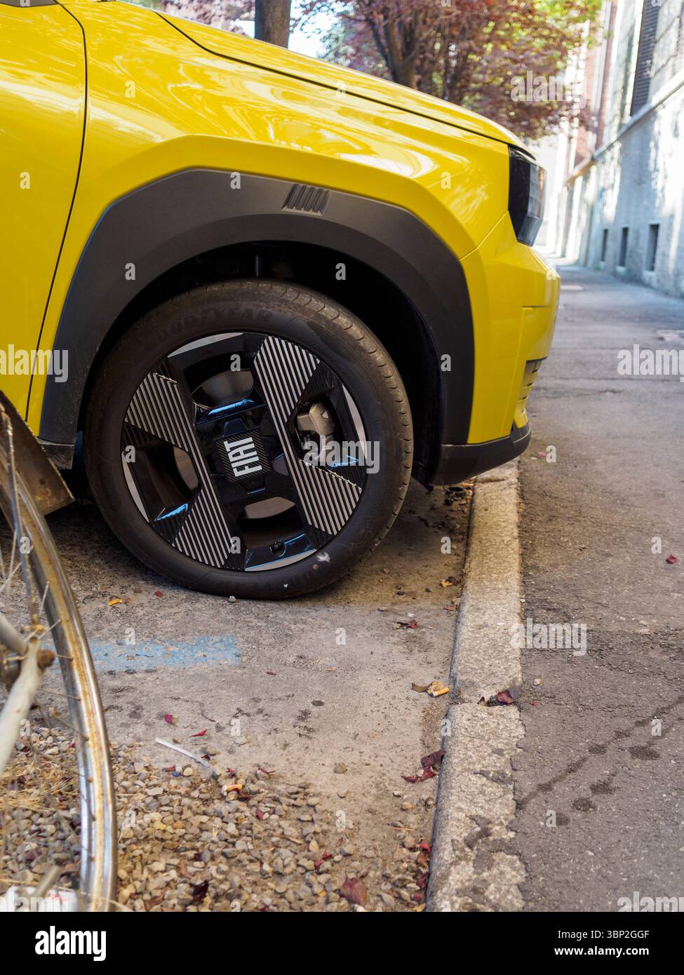 Rugged design tire hi-res stock photography and images - Alamy