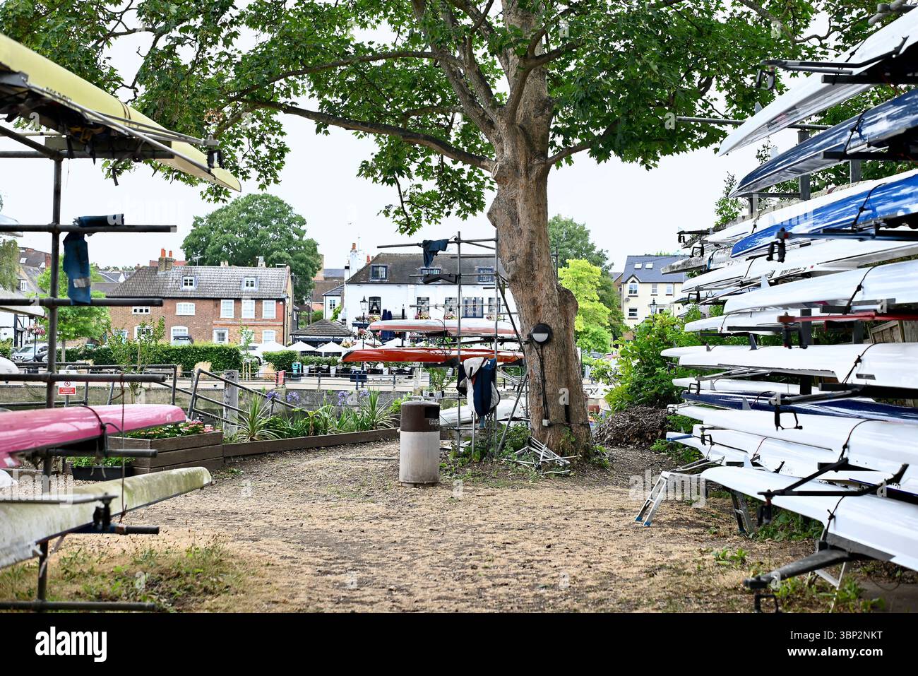 Eel Pie Island is situated in the tidal Thames in West London, and is ...