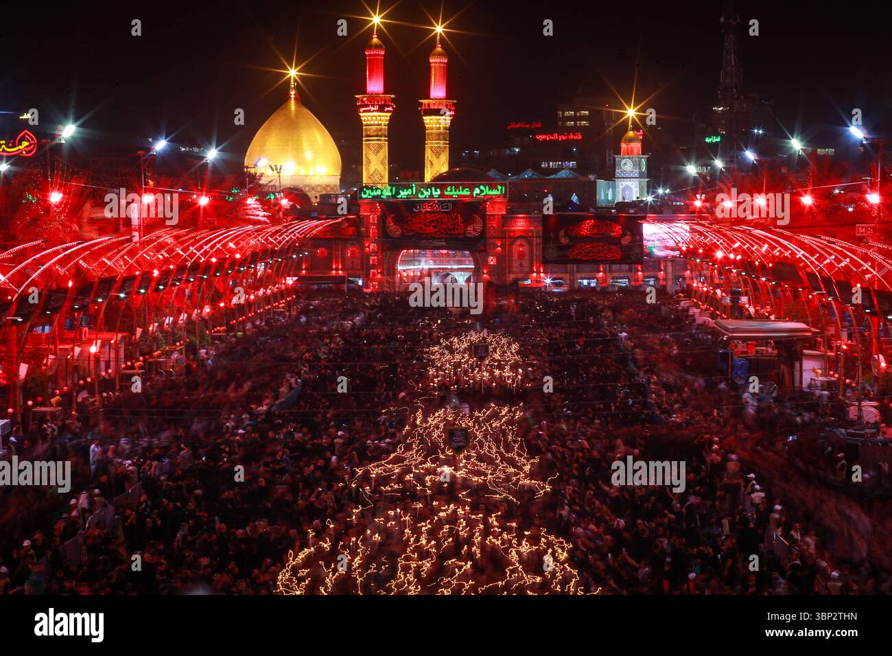 Karbala, Iraq. 05th July, 2025. Iraqi Shiite Muslims gather at the Holy ...