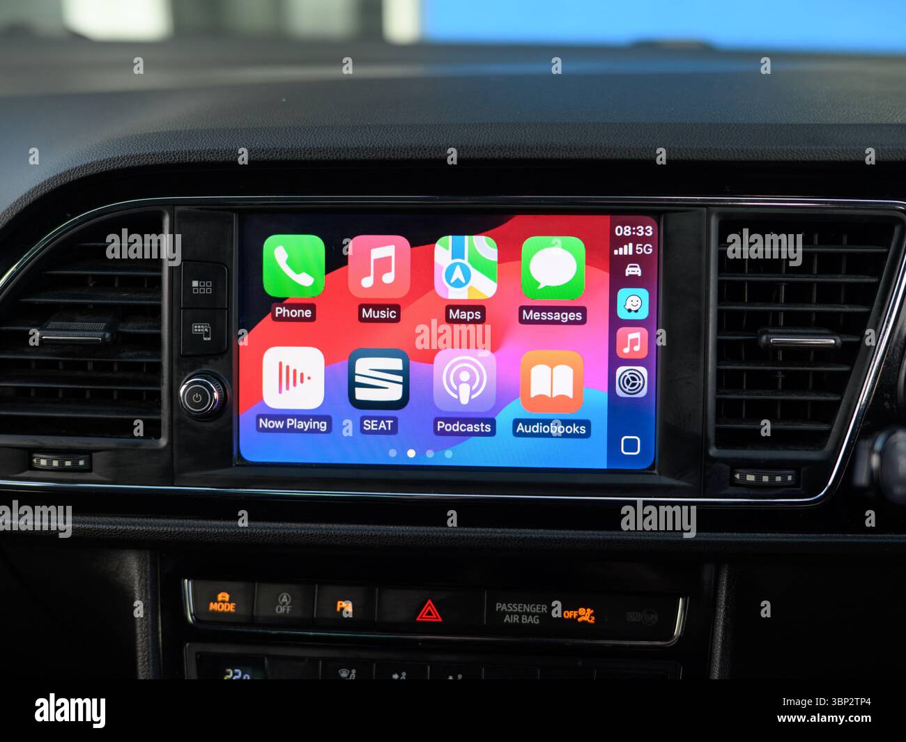 Vehicle infotainment system hi-res stock photography and images - Alamy