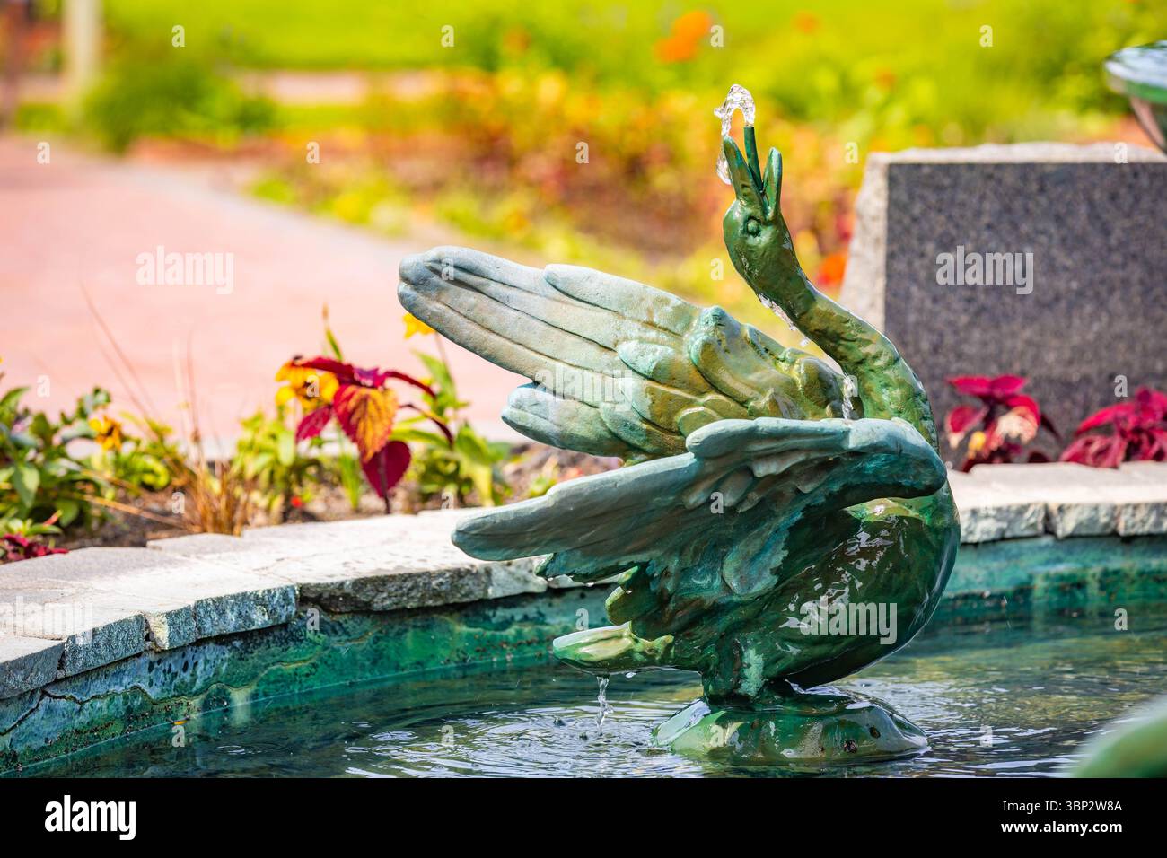Beautiful sculpture installations integrated with fountains at ...