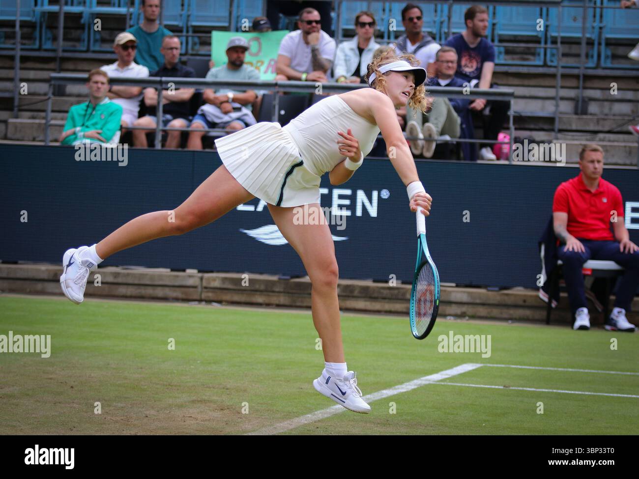 Mirra andreeva hi-res stock photography and images - Alamy