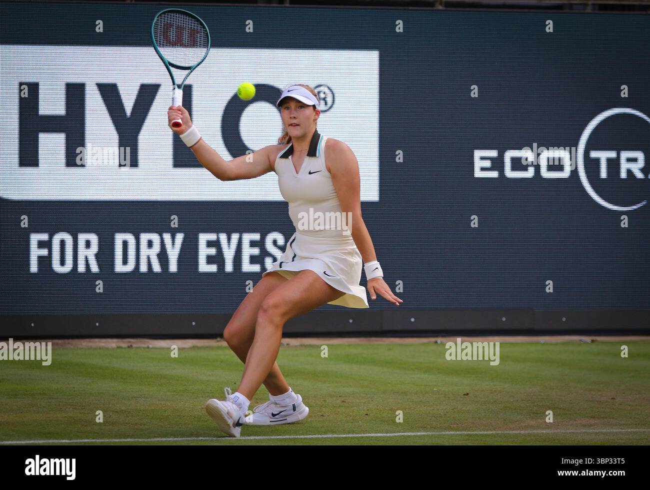 Mirra andreeva hi-res stock photography and images - Alamy