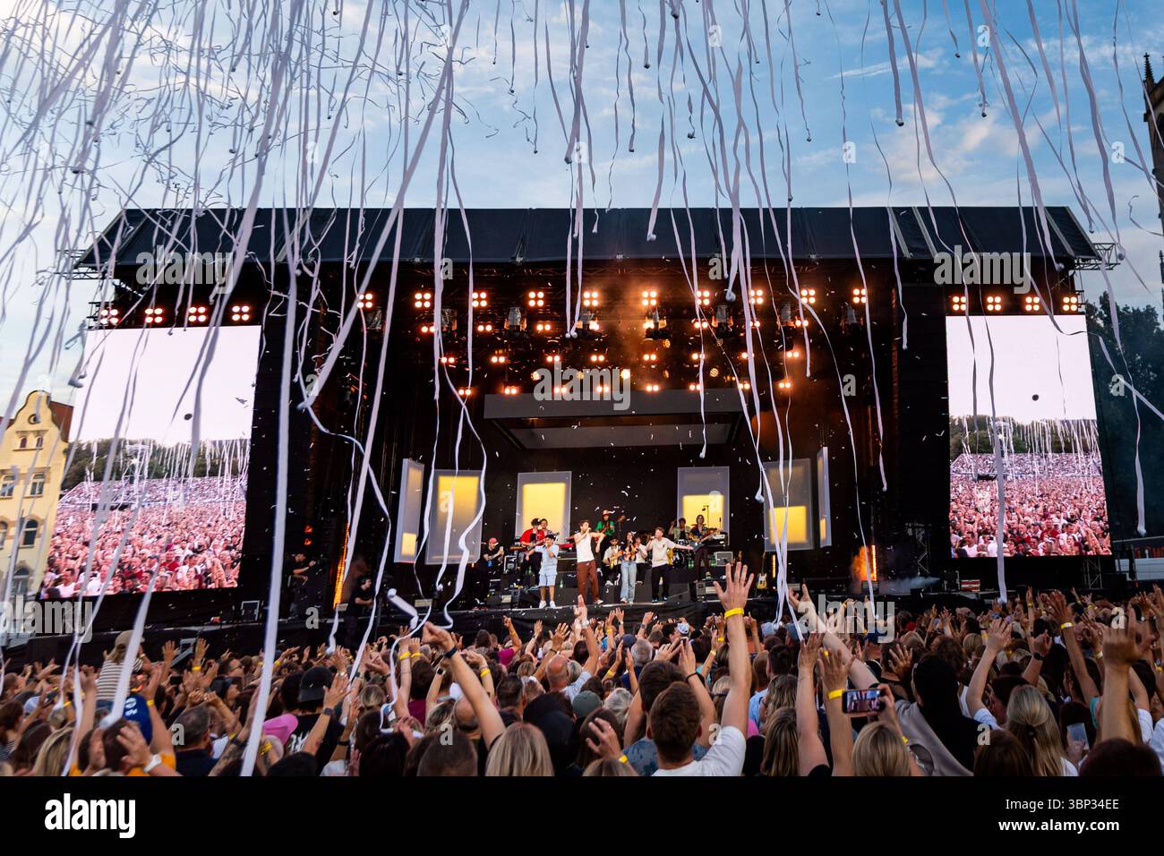 05.07.2025, GER, Kultur / Konzert, Domplatz Open Air 2025, Clueso Als Main Act stand Clueso ...