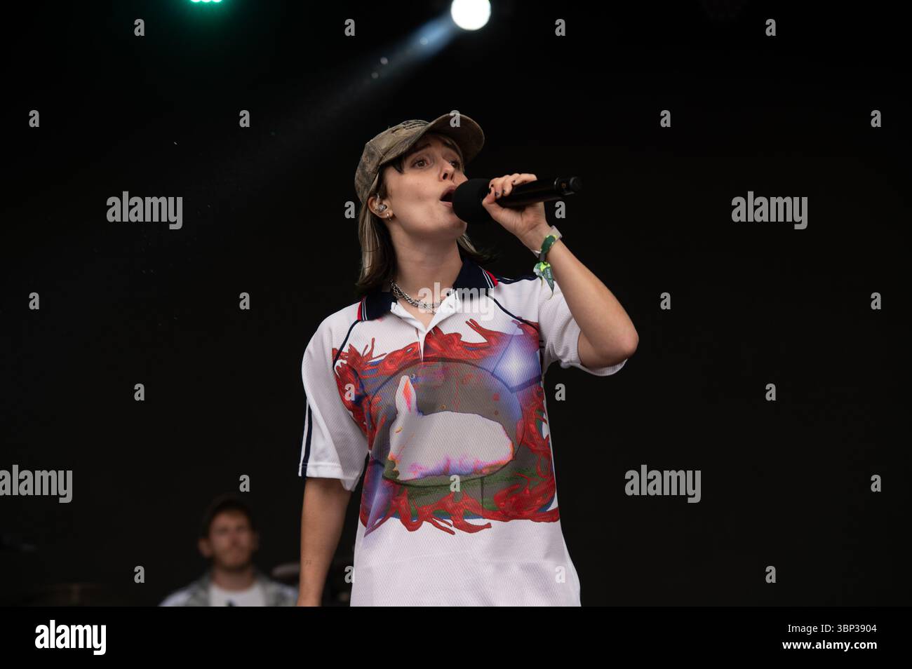 London, England. 5th July 2025. Up and coming female artist Sofy ...