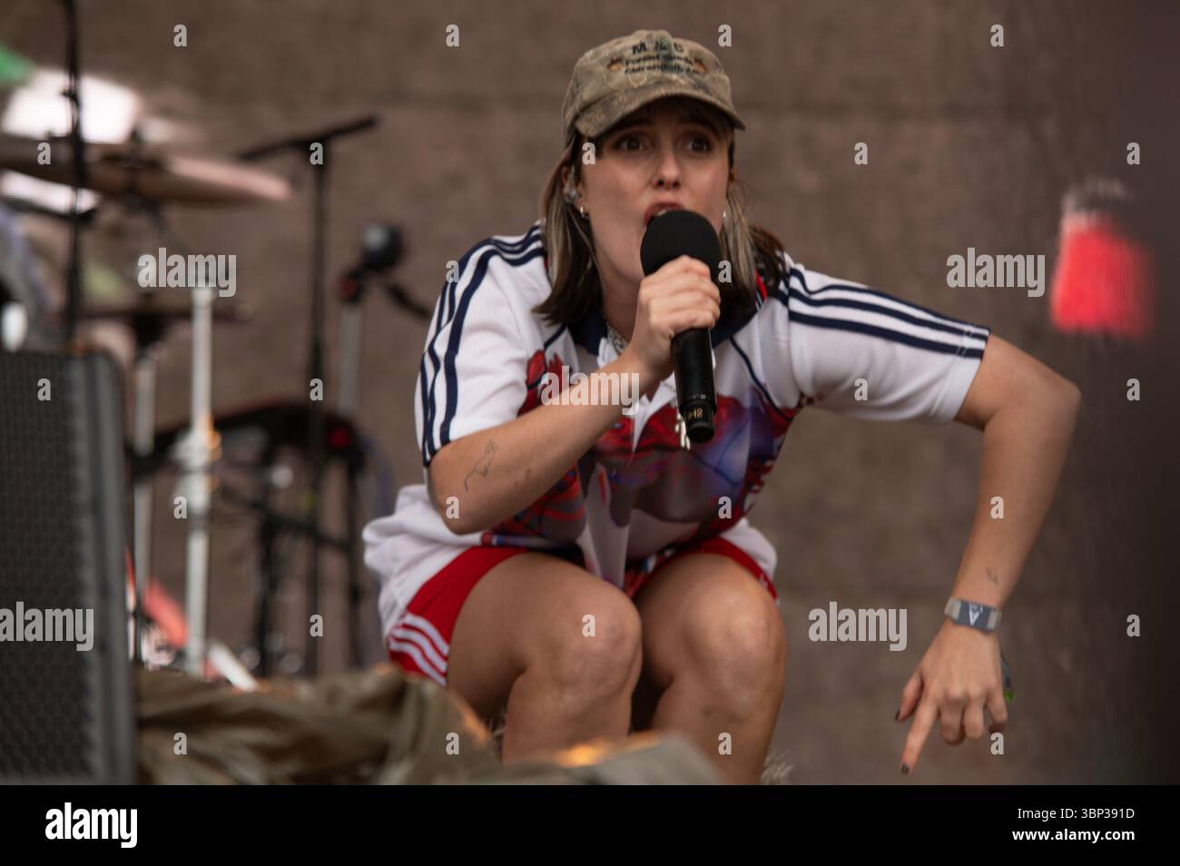 London, England. 5th July 2025. Up and coming female artist Sofy ...