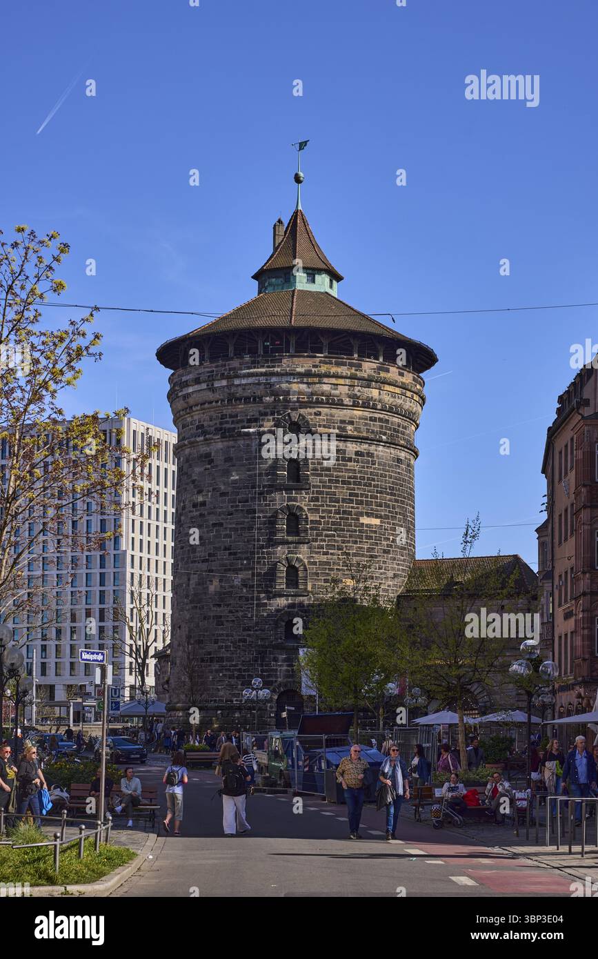 Frauentorturm, city fortification, round tower, pedestrian zone ...