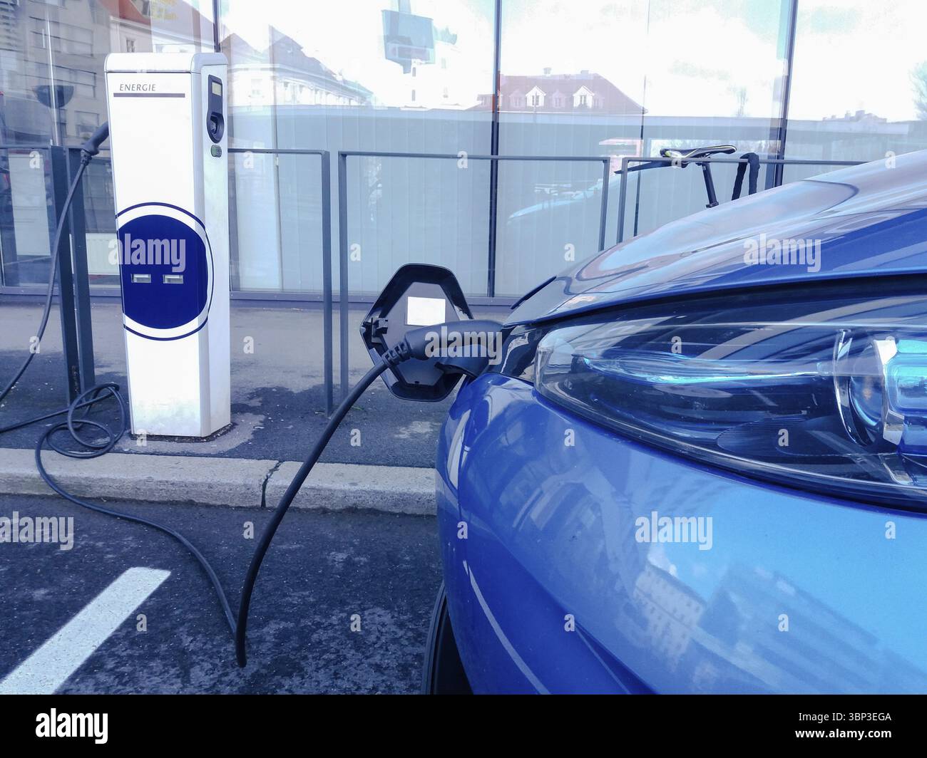 Sustainability in modern electric hi-res stock photography and images ...