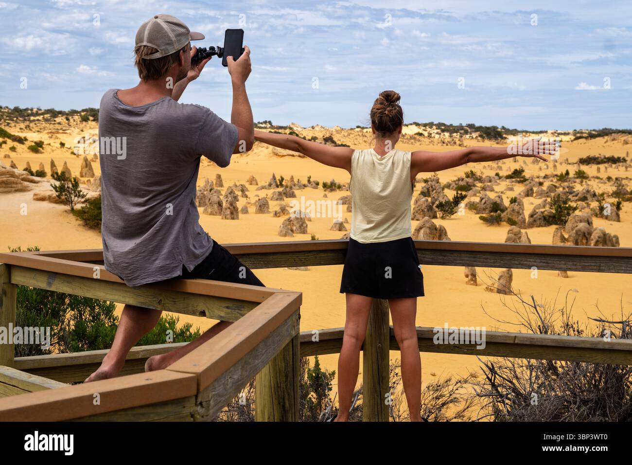 Tourists taking photographs at the Pinnacles, Nambung National Park ...