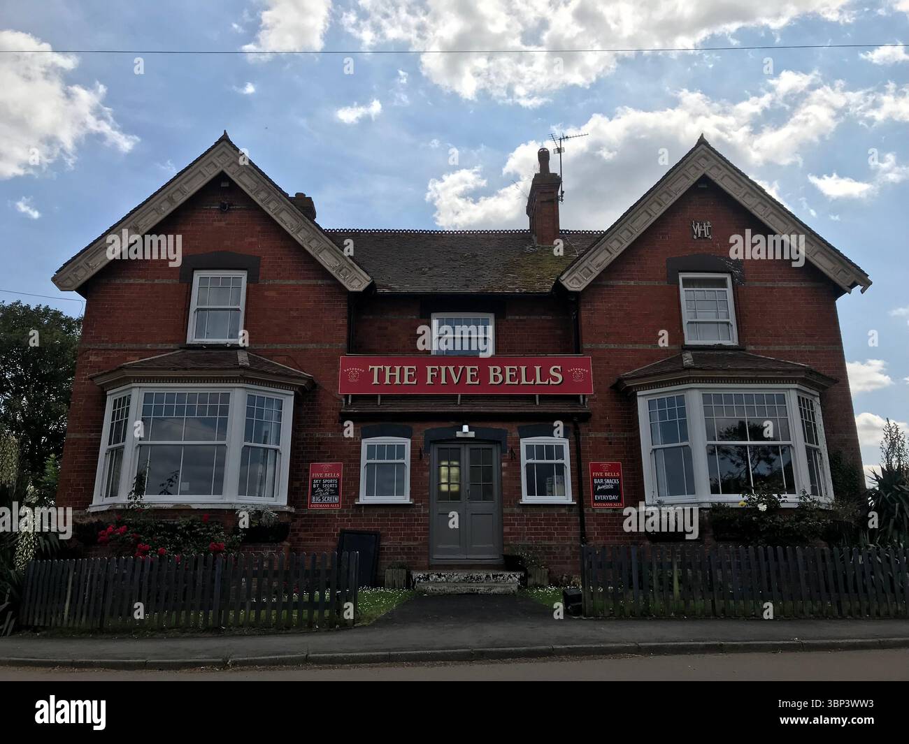 The five bells Pub in village of Butterwick Stock Photo - Alamy