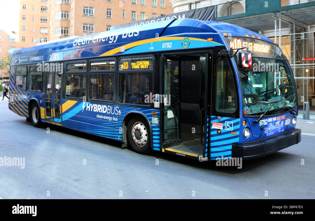 M10 bus route hi-res stock photography and images - Alamy