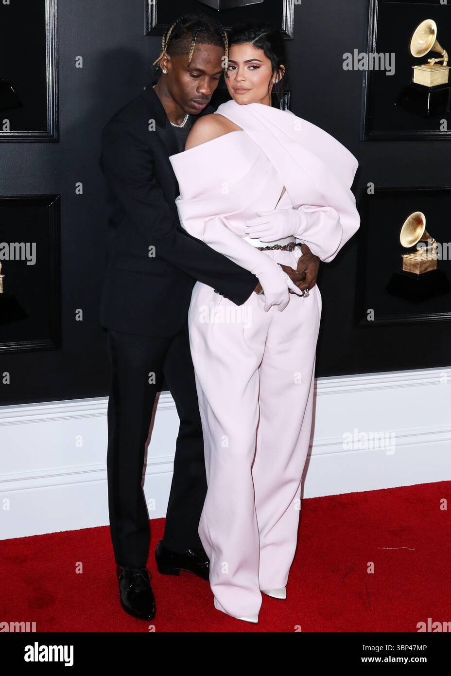 (FILE) Kylie Jenner spills plastic surgery secrets as Hollywood's ...