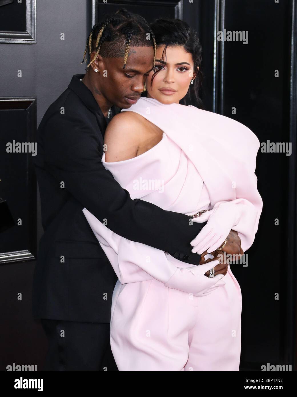 (FILE) Kylie Jenner spills plastic surgery secrets as Hollywood's ...