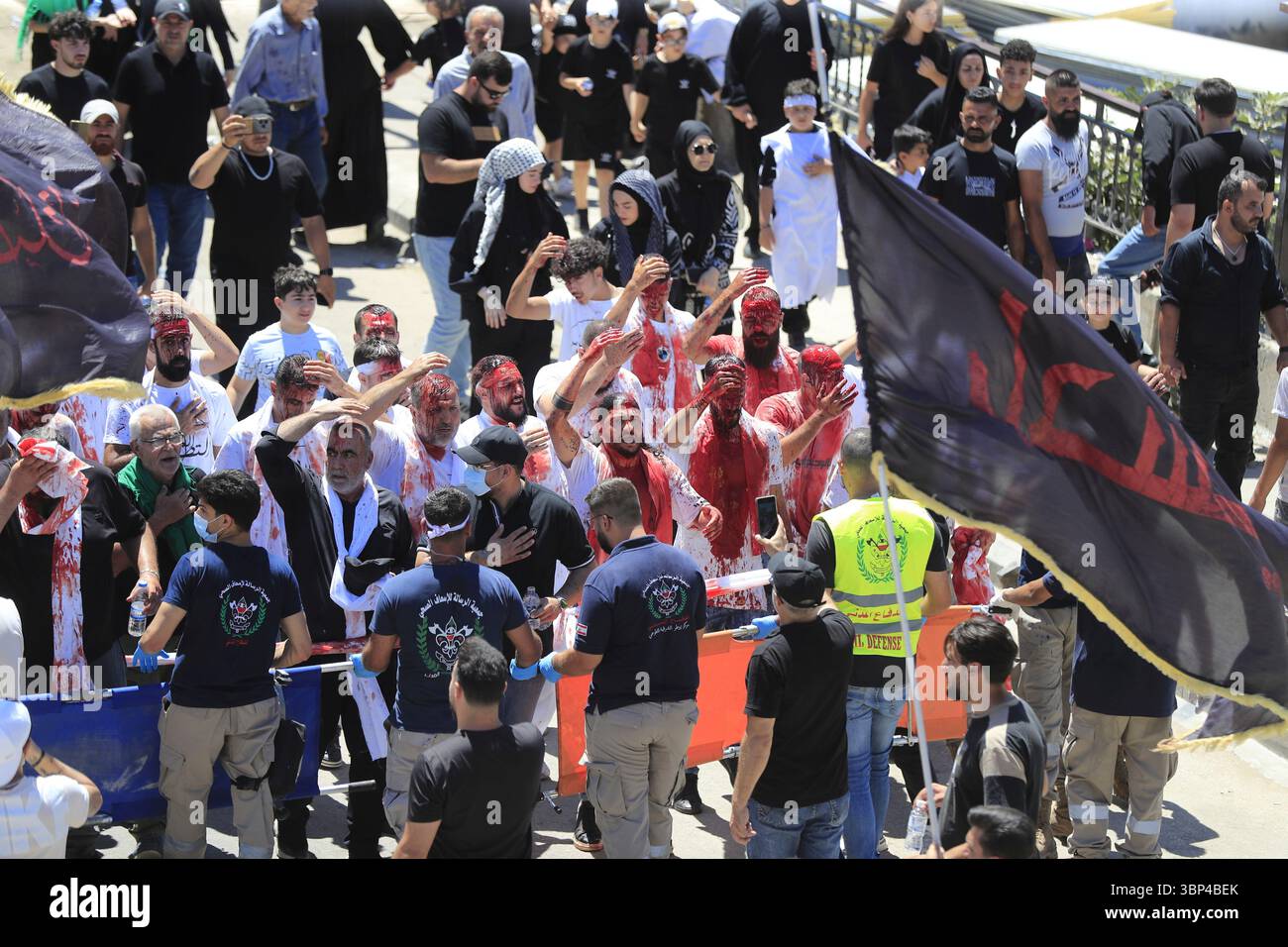 Lebanese Shiite men bleed from self-inflicted head wounds during ...
