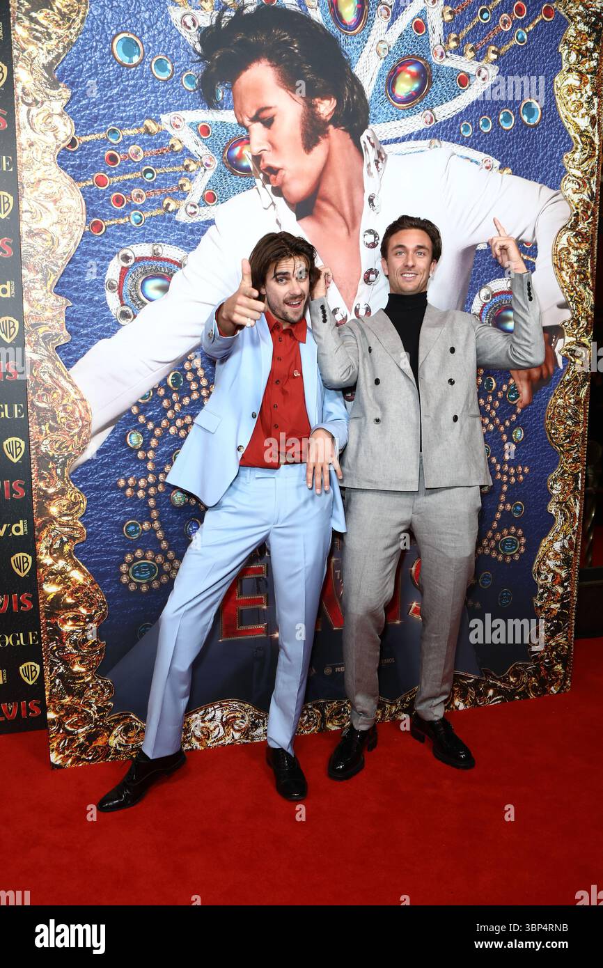 Matt Ford, Jack Steele walk the red carpet at the Sydney premiere of ...