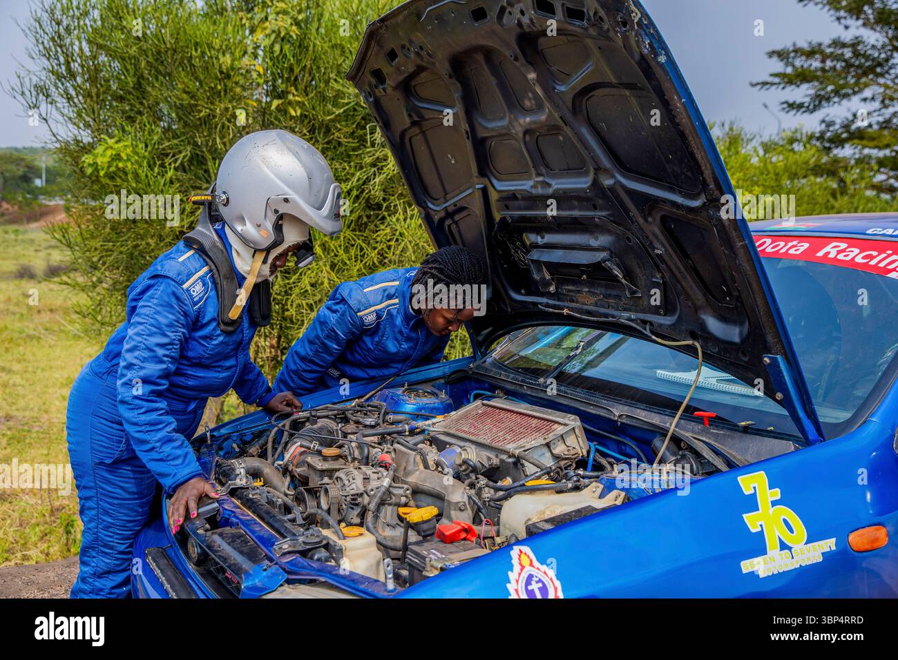 (250706) -- KIGALI, July 6, 2025 (Xinhua) -- Kenyan racer Tinashe ...