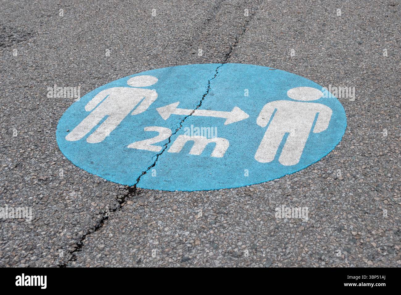 Social Distancing Sign – 2 Metre COVID-19 Safety Marking on Pavement ...