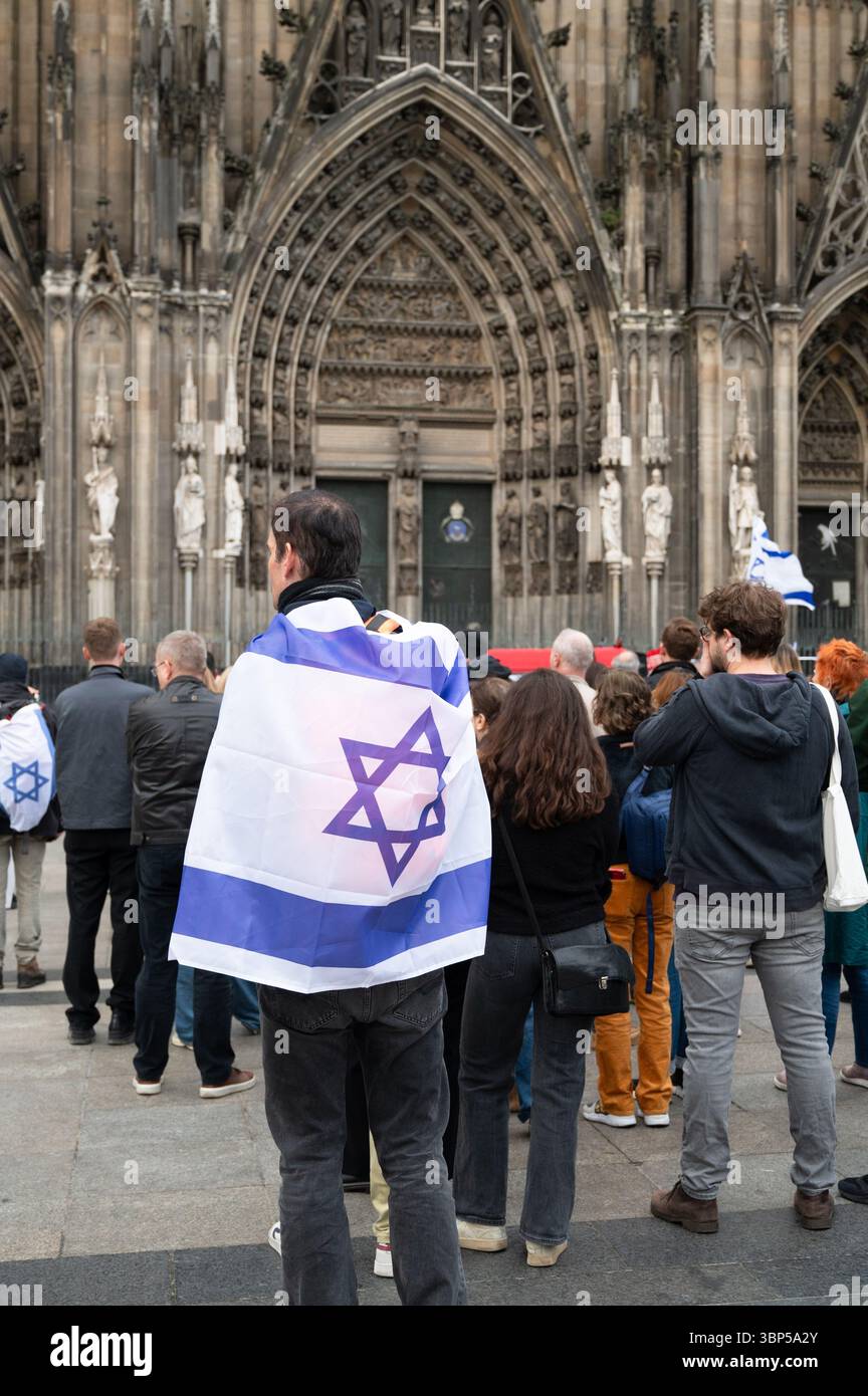Israeli Palestinian Protest In Cologne, Germany, 07.10.2024, War ...