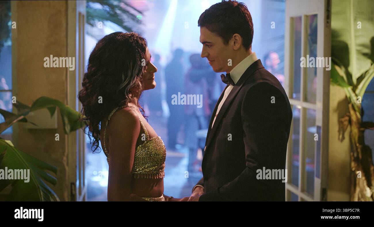 Picture This Simone Ashley & Hero Fiennes Tiffin Stock Photo - Alamy