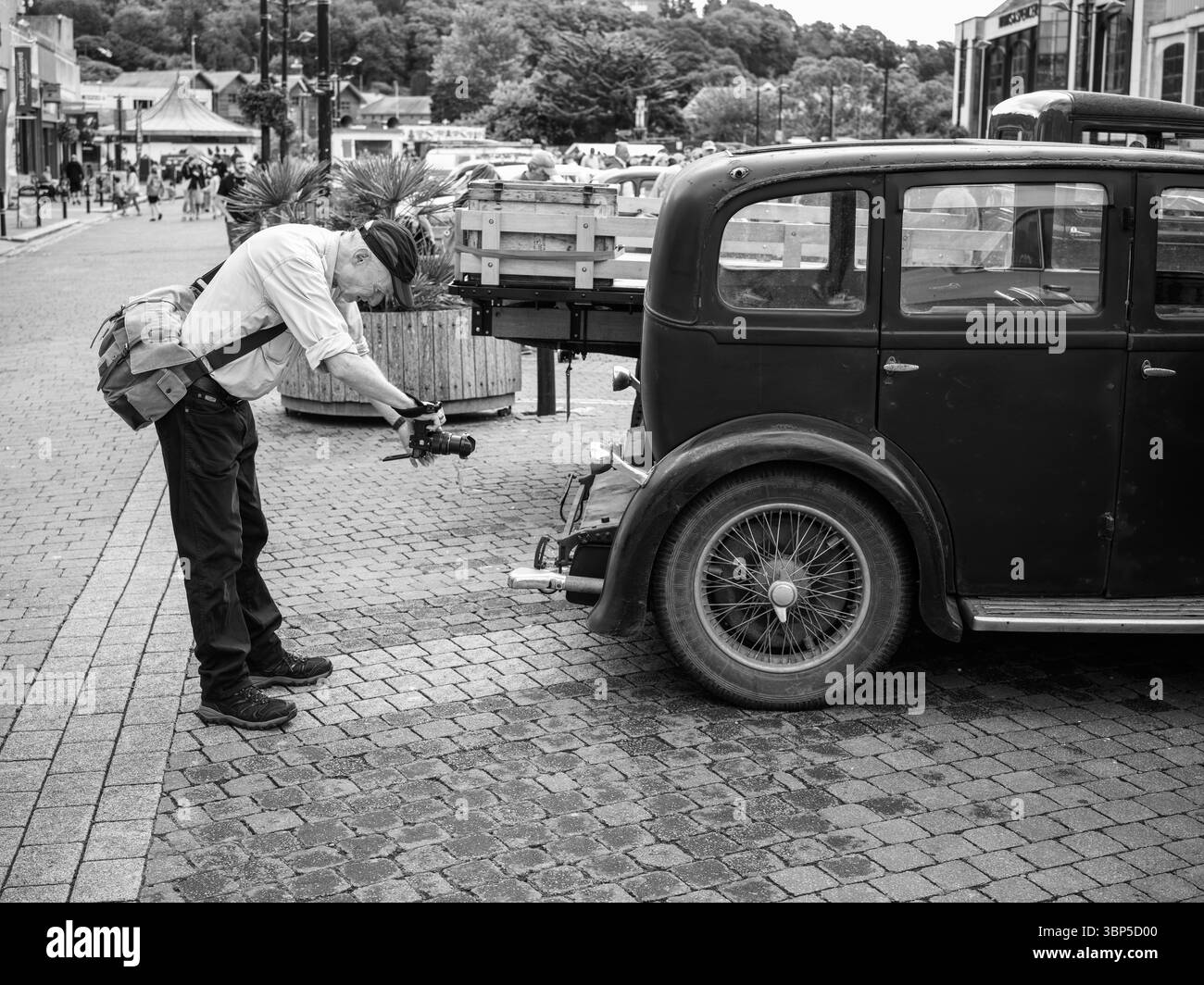 TRURO CLASSIC CAR RALLY PLAZA Stock Photo - Alamy