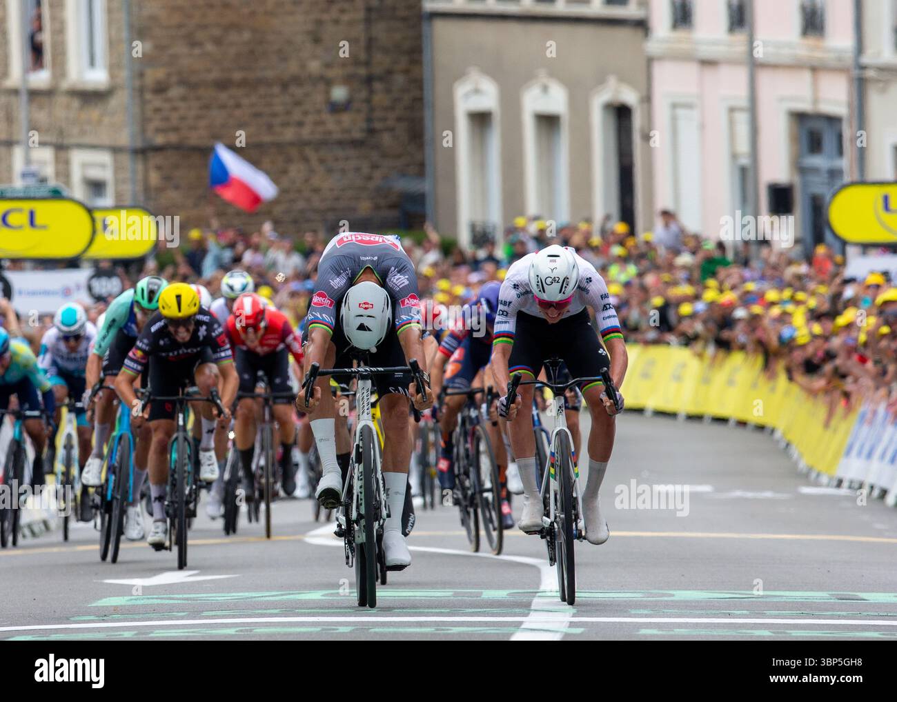 Tour de France 2025, Stage 2, LAUWIN-PLANQUE to BOULOGNE-SUR-MER ...