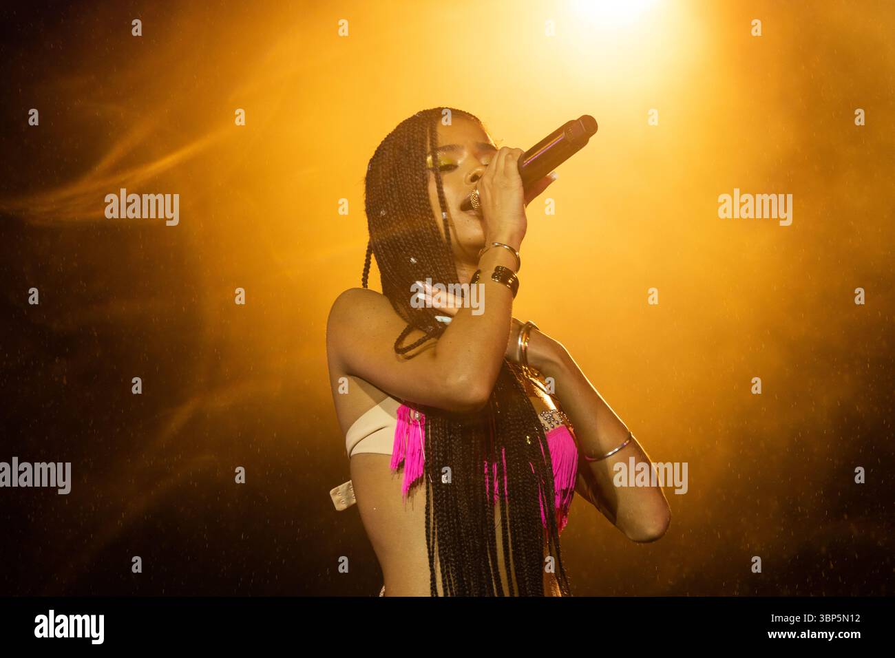 Tyla singer hi-res stock photography and images - Alamy
