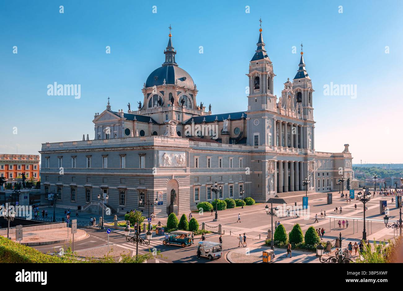 The Cathedral of Saint Mary the Royal of the Almudena (aka Almudena ...