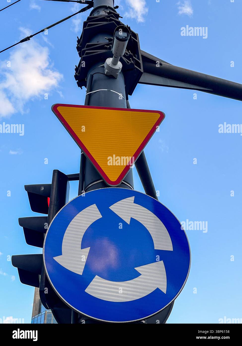 Modern traffic light displays hi-res stock photography and images - Alamy