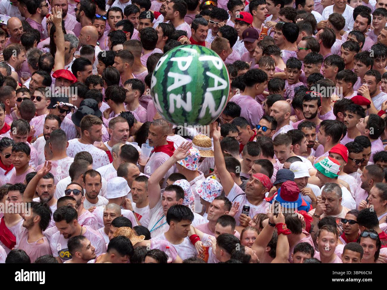 A balloon saying 'paz", or Peace among the thousands of revelers as the ...