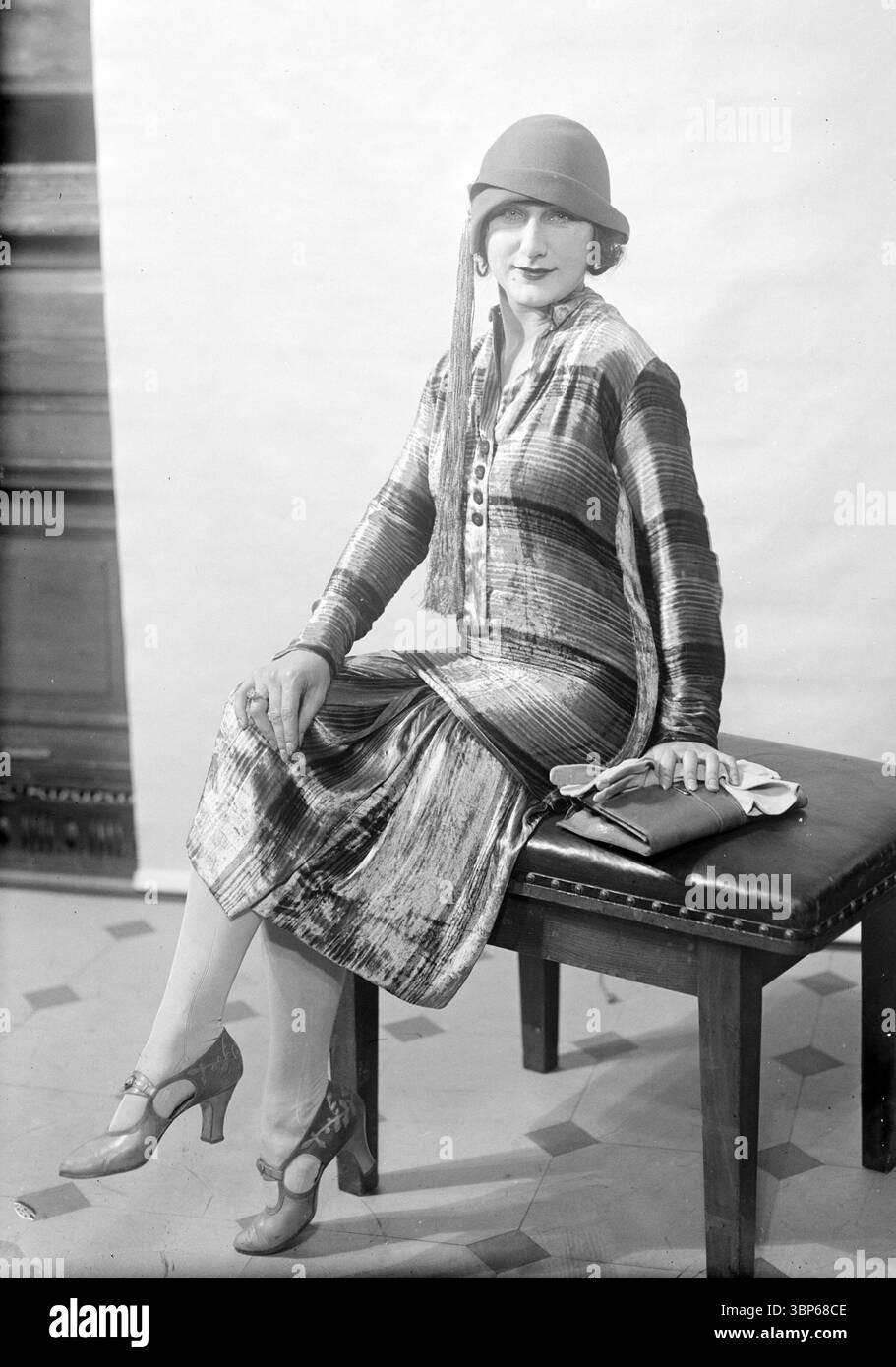 Judith anderson hi-res stock photography and images - Alamy