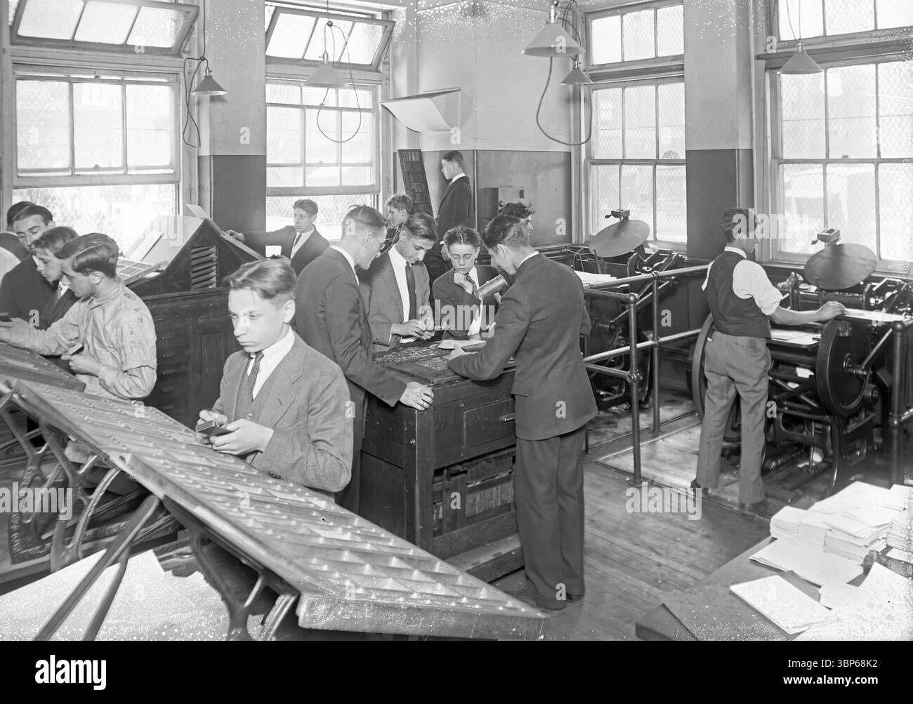 Print class at the East Side Continuation School, New York City ...