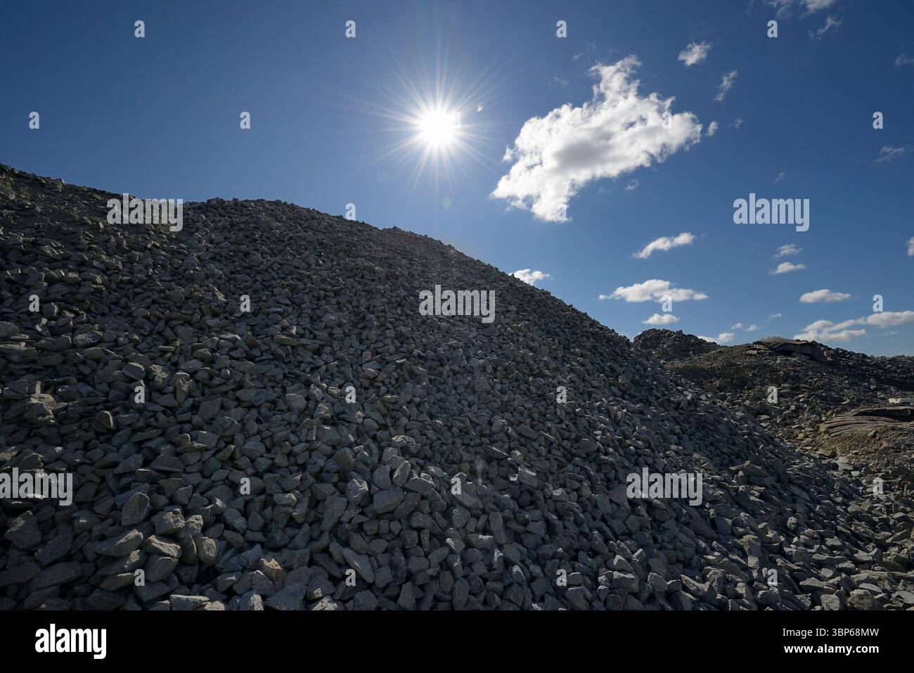 Construction site piles gravel hi-res stock photography and images - Alamy