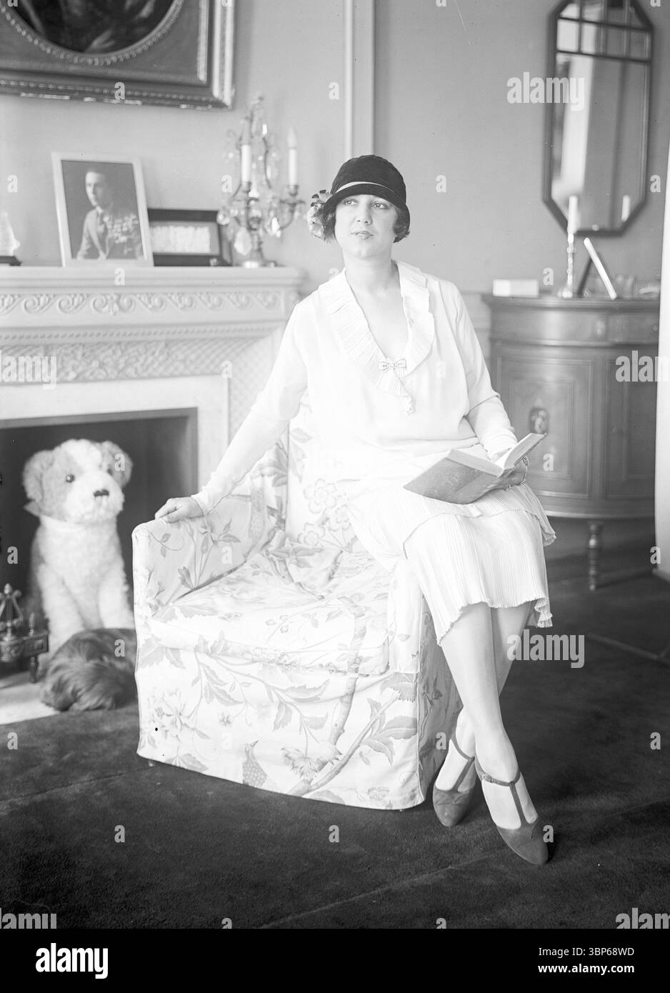 Florence Walton (1890 – 1981) vaudeville dancer and cabaret performer ...