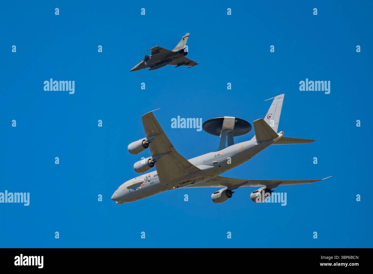 Awacs e 3 aircraft flying in hi-res stock photography and images - Alamy