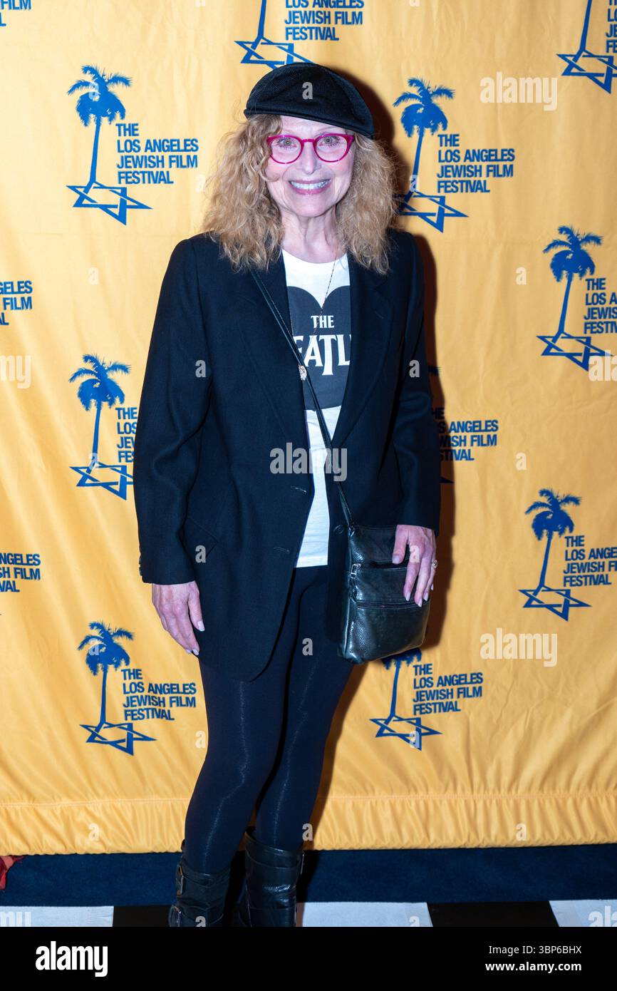 Roslyn Kind (Barbra Streisand's sister) at the Los Angeles Jewish Film ...