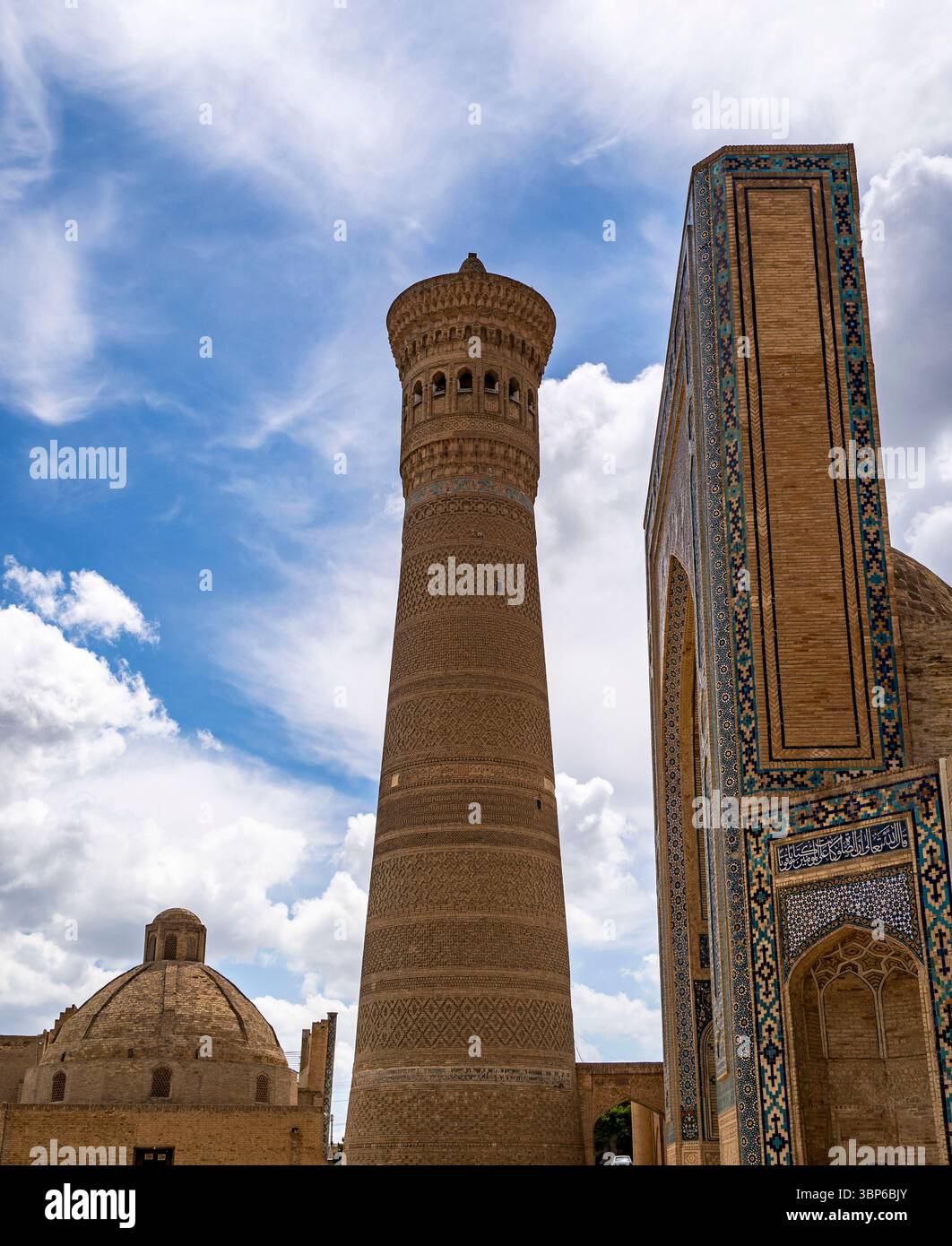 Geometric features stands hi-res stock photography and images - Alamy